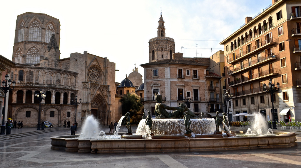 10 Fantastic Things to do in Valencia Spain | She Buys Travel