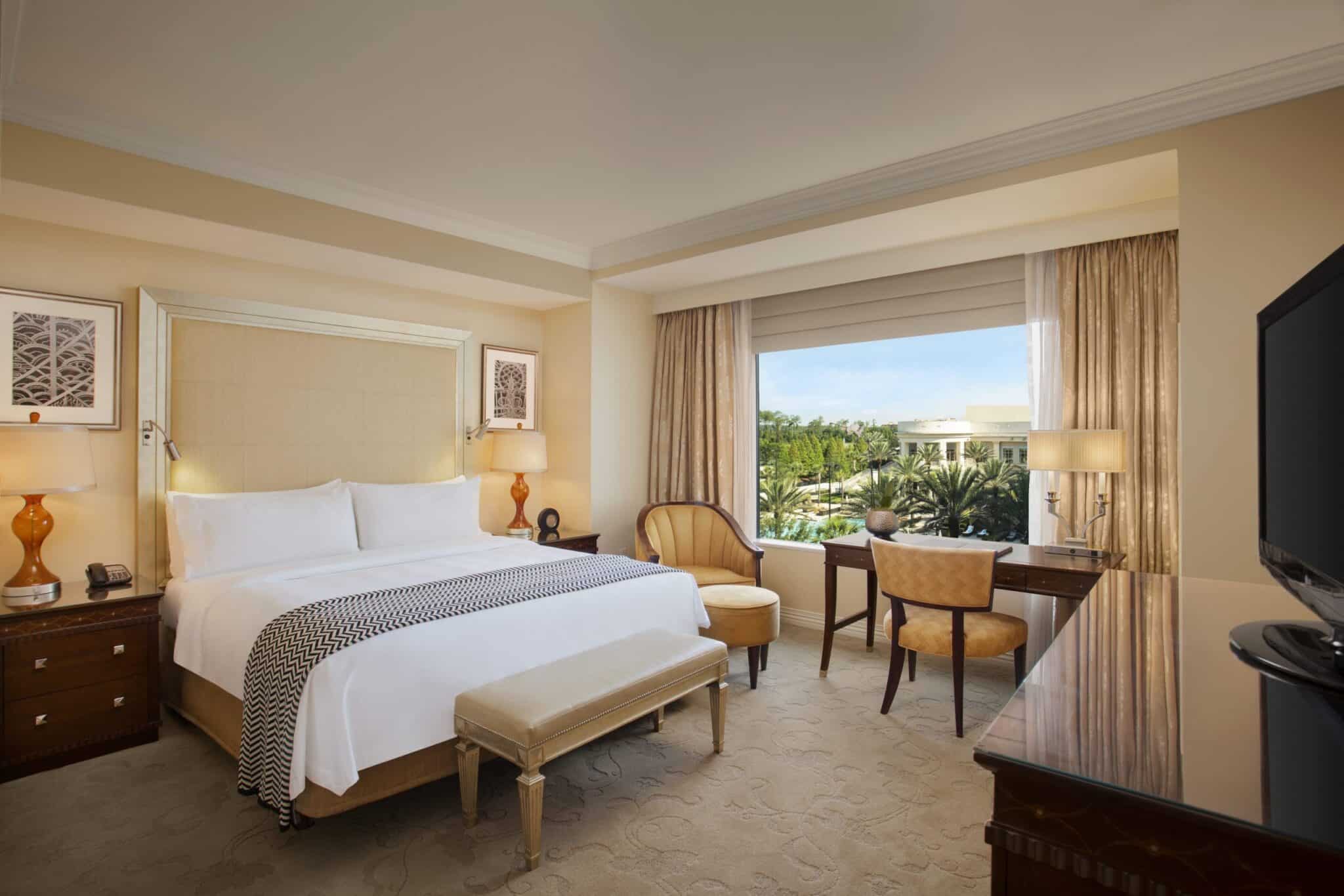 Best Off Property Disney World Resorts With Luxury Perks