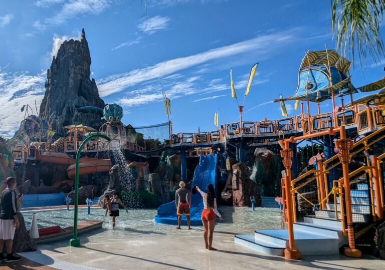 Insider Tips for Enjoying Volcano Bay to the Fullest