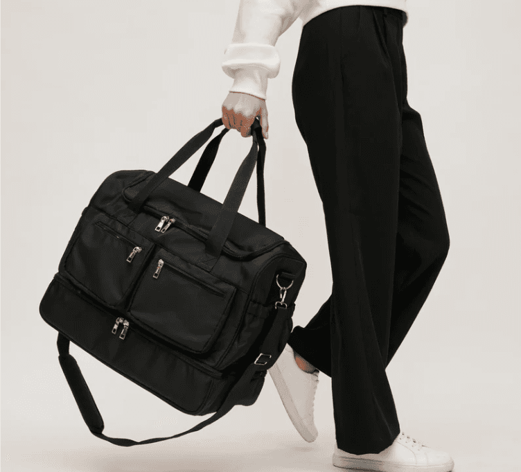 Frequent Flyer Wardrobe Hacks for Stylish Travel