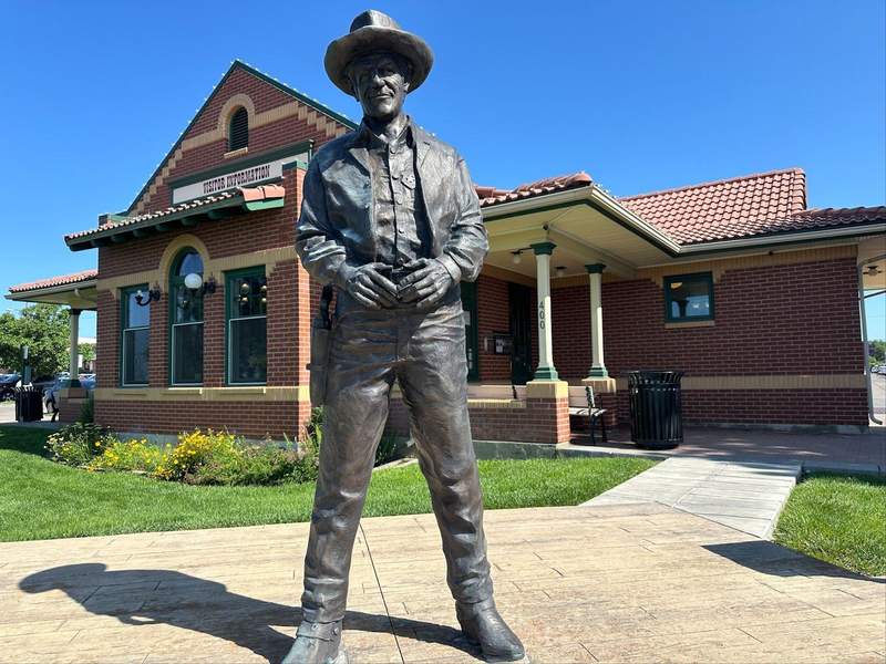 Kansas Gunsmoke Trail: A Journey Through History